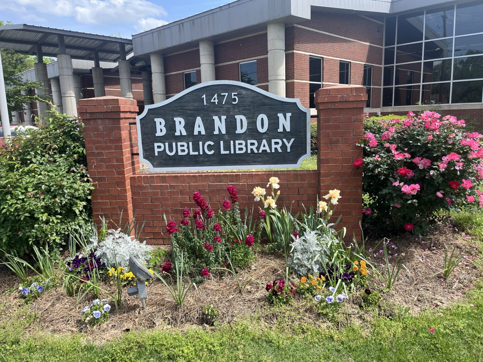 Brandon Public Library – Central Mississippi Regional Library System